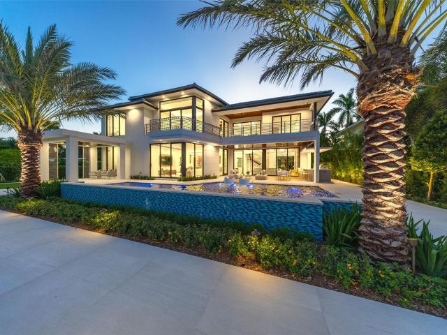 24 Fiesta Way, Fort Lauderdale, FL