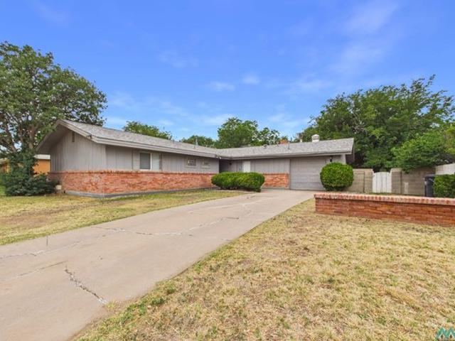 24 Forest Dr, Roswell, NM 88203