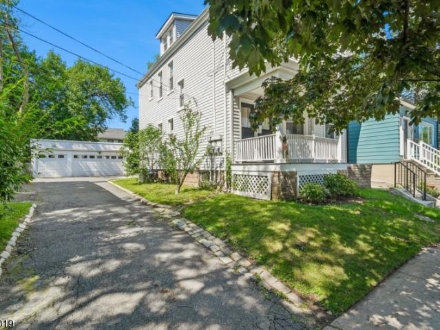 24 Franklin Ave