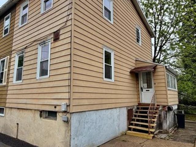 24 Franklin St, Shillington, PA 19607