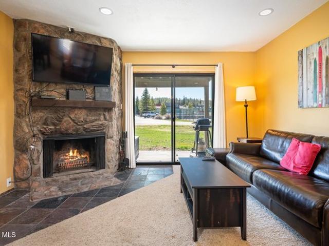 24 GCR 8400 Unit 8 1, Fraser, CO 80442