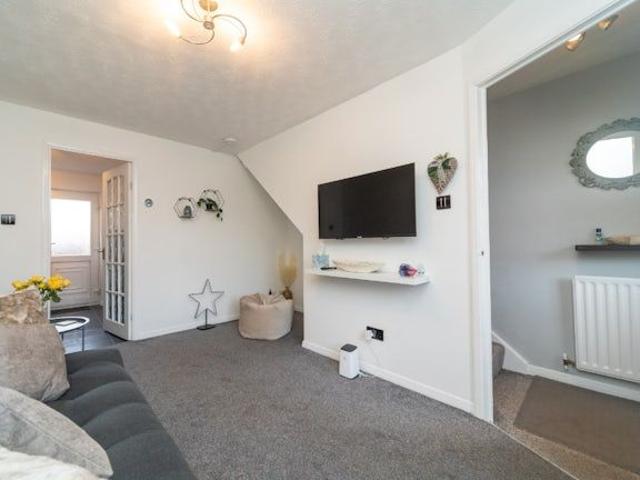 24 Gilberstoun Wynd Brunstane, Edinburgh, EH15 2RR