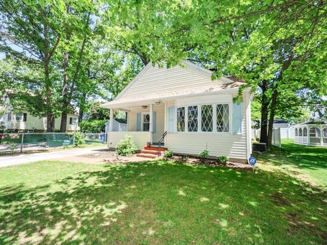 24 Gorham St, Manchester, NH 03102