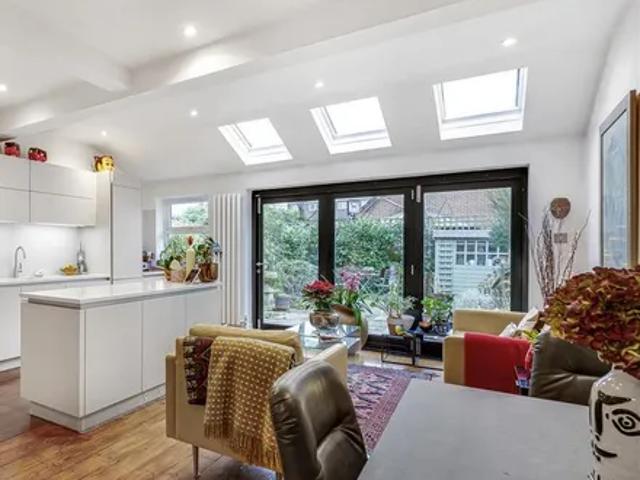24 Graemesdyke Avenue, London, SW14 7BJ, United Kingdom | 4 bed house for rent #116879229 | Rentberry