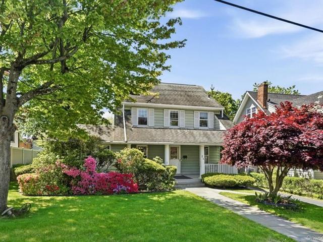 24 Grandview Ave, White Plains, NY 10605