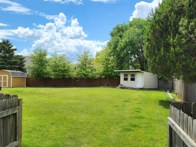 24 Hammes Dr
