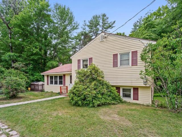 24 Hack Rd, Corinth, NY 12822