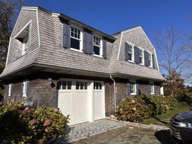 24 Harrison Ave, Oak Bluffs, MA 02557