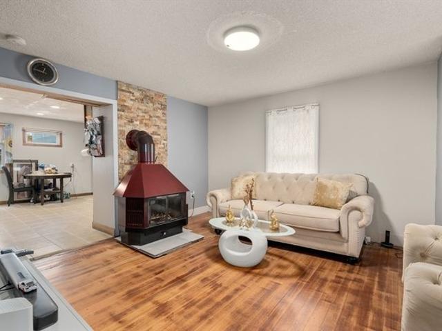 24 Hathaway St, Lynn, MA 01905