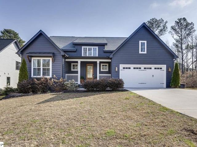 24 Hawkins Rd, Greenville, SC 29615