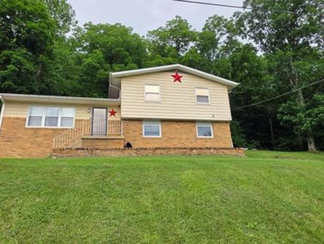 24 Helwig Ave, Triadelphia, WV 26059