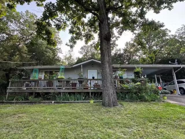 24 HIALEAH DR, CHEROKEE VILLAGE, AR 72529