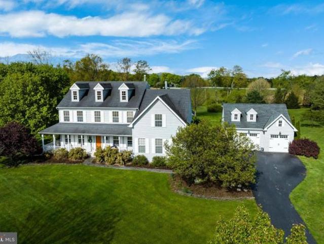 24 Highgate Cir, Spring City, PA 19475