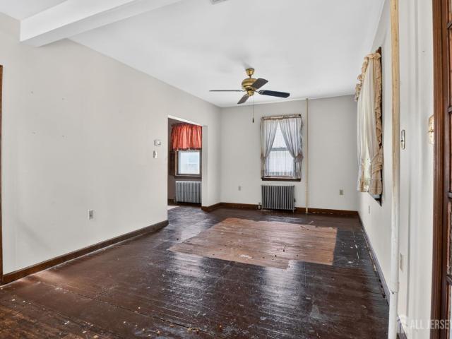24 Highland Avenue