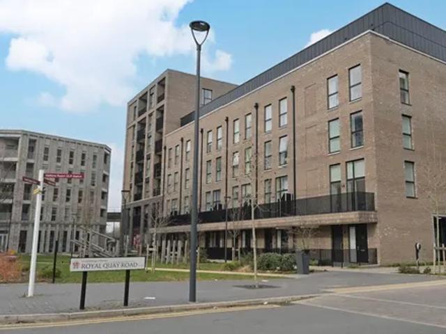 24 Holt Road, London, E16 2DX, United Kingdom | 3 bed duplex for rent #166909188 | Rentberry