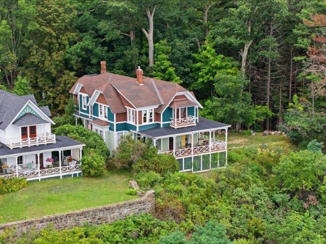 24 Holman Hill Road