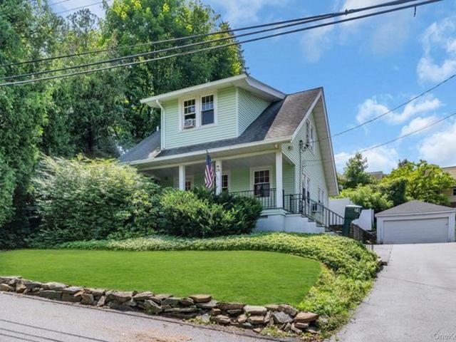 24 Howard Ave, Valhalla, NY 10595