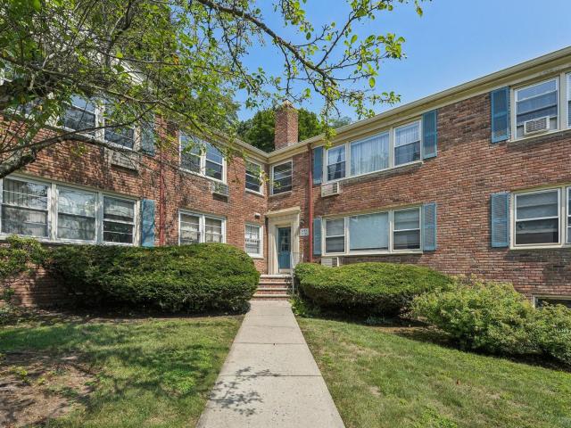 24 Hutton Avenue Unit 38, West Orange, US, NJ