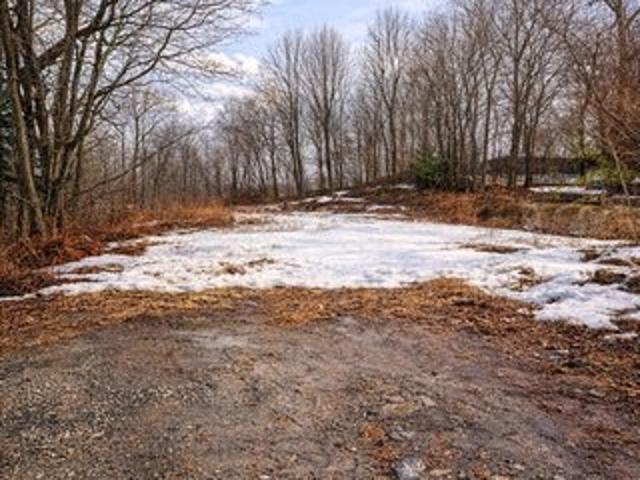 24 John St, Norwich, CT 06360