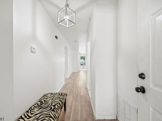 24 Johnson Ave