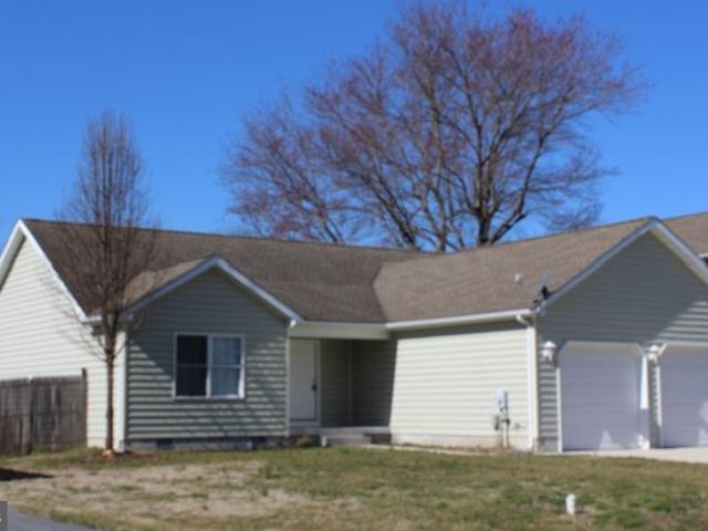 24 Kent Ave, Felton, DE 19943