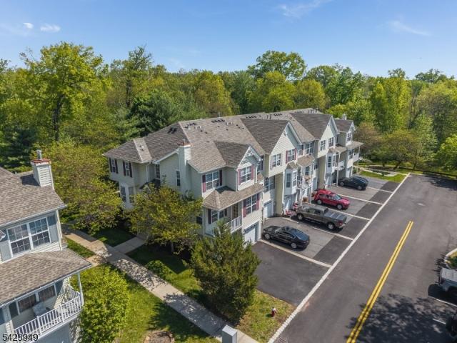 24 Kentworth Ct