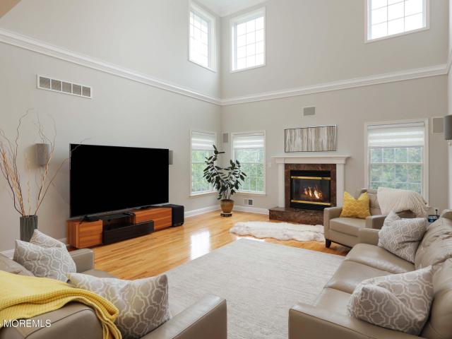 24 Kipling Way