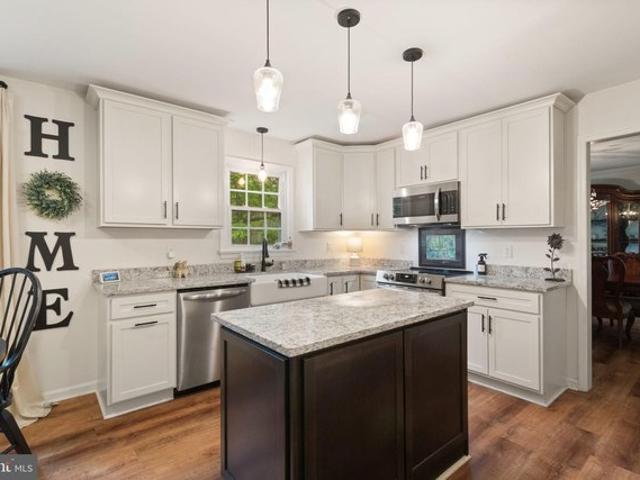 24 Knightsbridge Way, Stafford, VA 22554