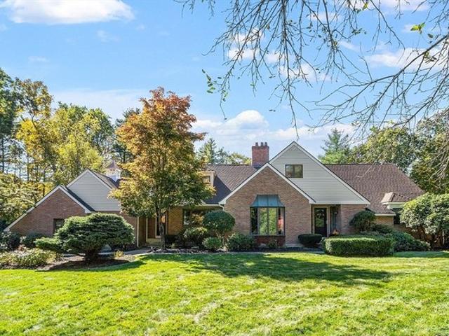 24 Long Hl, Boxford, MA 01921