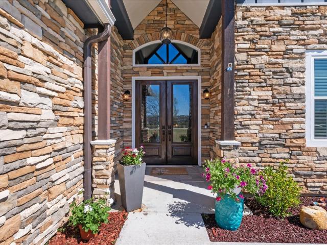 24 Longhorn Loop