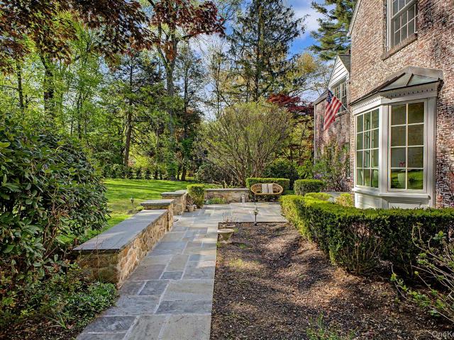 24 Ludlow Drive