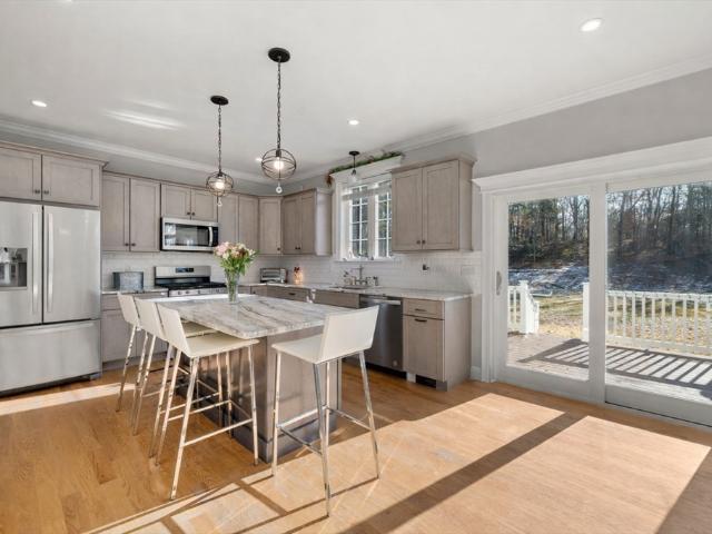 24 Lynn Dr, Attleboro, MA 02703 | MLS #73487 | Compass