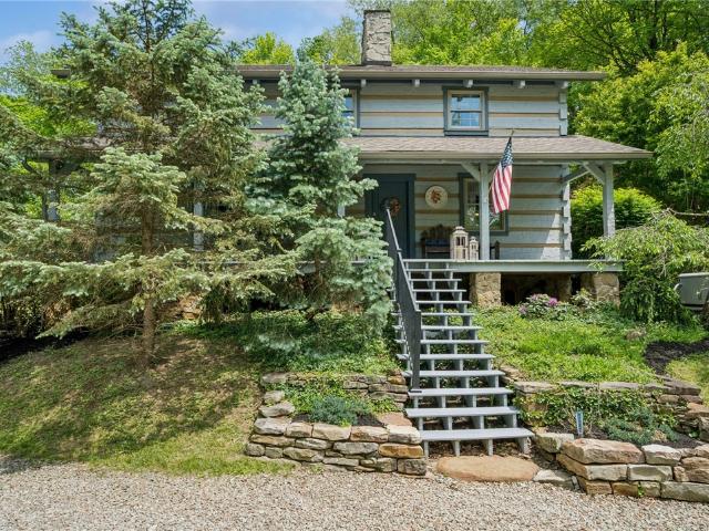 24 McCullough Hill Rd