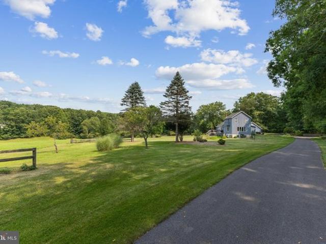24 Mahala St, Port Matilda, PA 16870