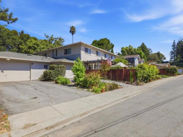 24 Meadow Way
