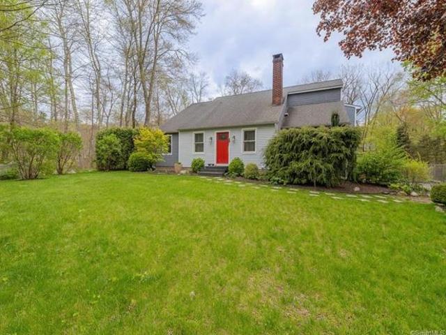 24 Merwin Brook Rd, Brookfield, CT 06804
