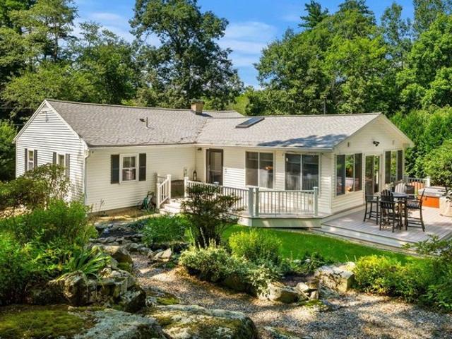24 Ministerial Rd, Windham, NH 03087