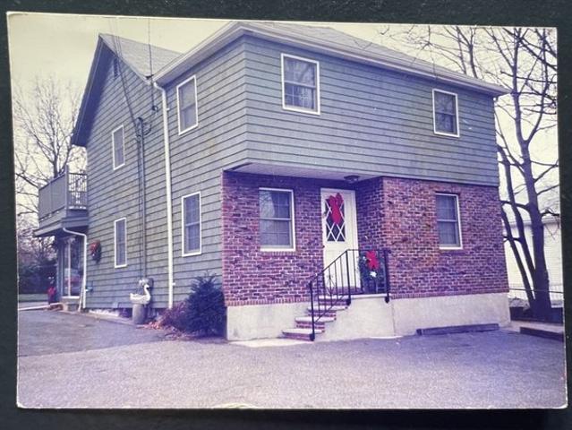 24 Montvale Ave, Stoneham, MA 02180