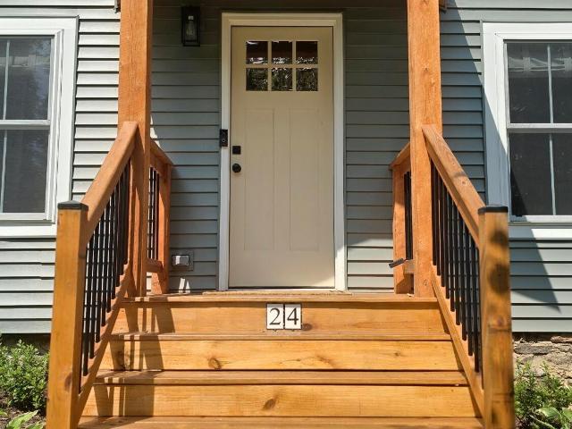 24 Mohican Road