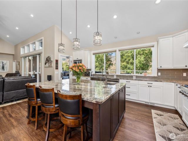 24 Moser Ln, Orondo, WA