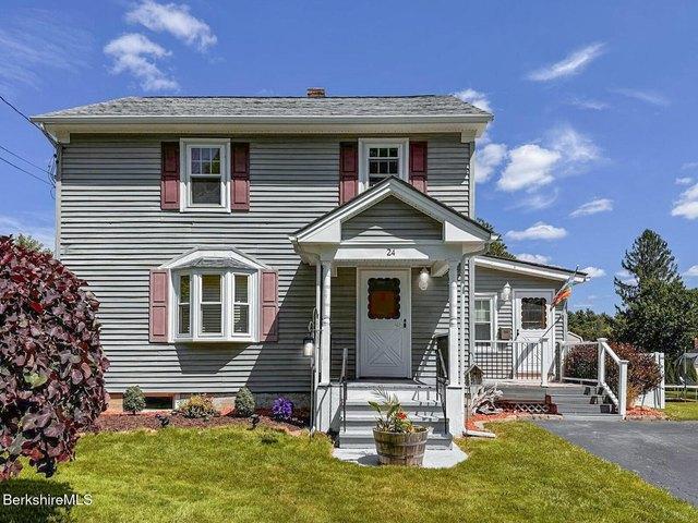 24 Mountain View Ter, Dalton, MA 01226