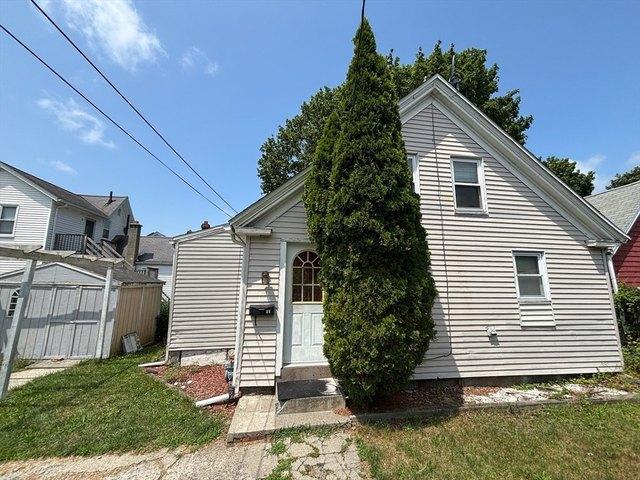 24 Myrtle St, Weymouth, MA 02189