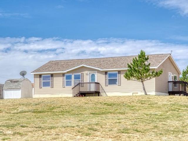 24 N Rangeland Ln, Gillette, WY 82727