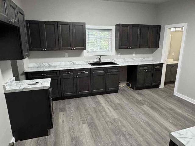 24 Neal Ave, Indianapolis, IN 46222 | MLS #22079