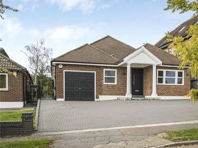 24 Newman's Way, London, EN4 0LR, United Kingdom | 4 bed house for rent #158602681 | Rentberry