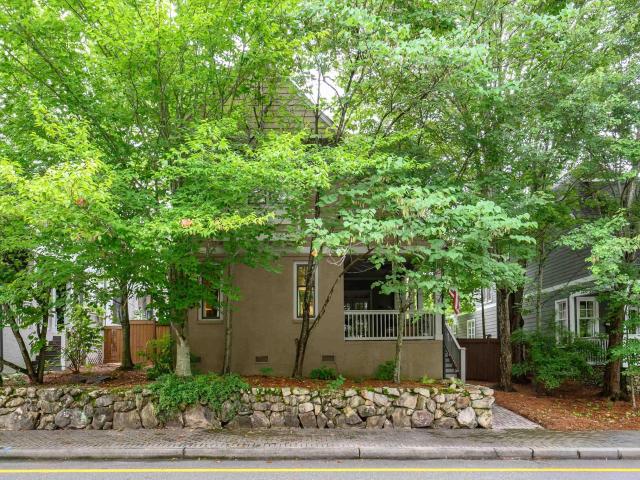 24 Nolen Street