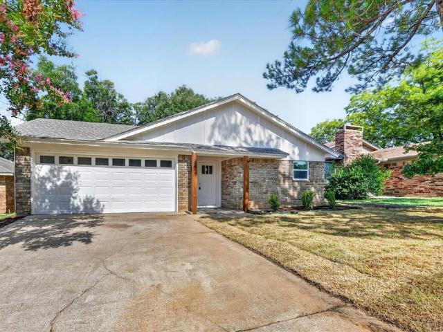 24 Oakmont Court