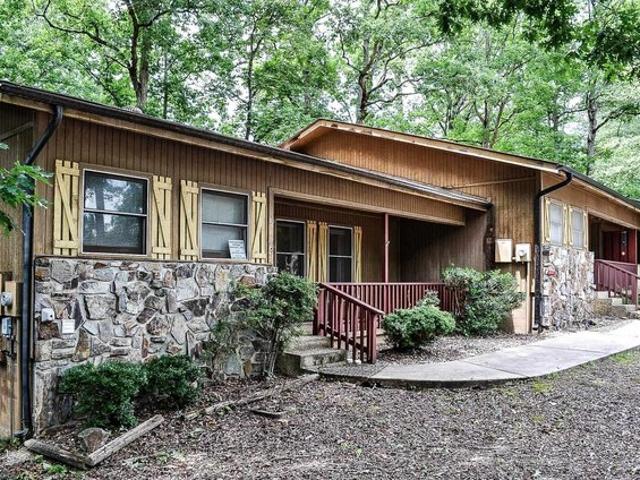 24 Orantes Pl, Hot Springs Village, AR 71909