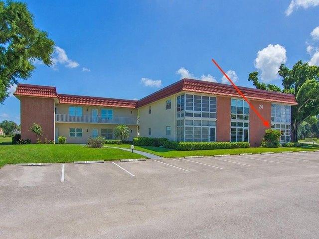 24 Pine Arbor Ln Apt 103, Vero Beach, FL 32962