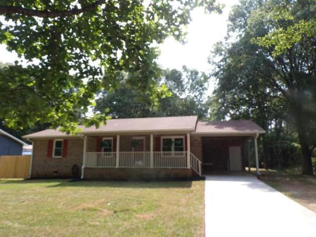 24 Pine Grove Rd, Cartersville, GA 30120